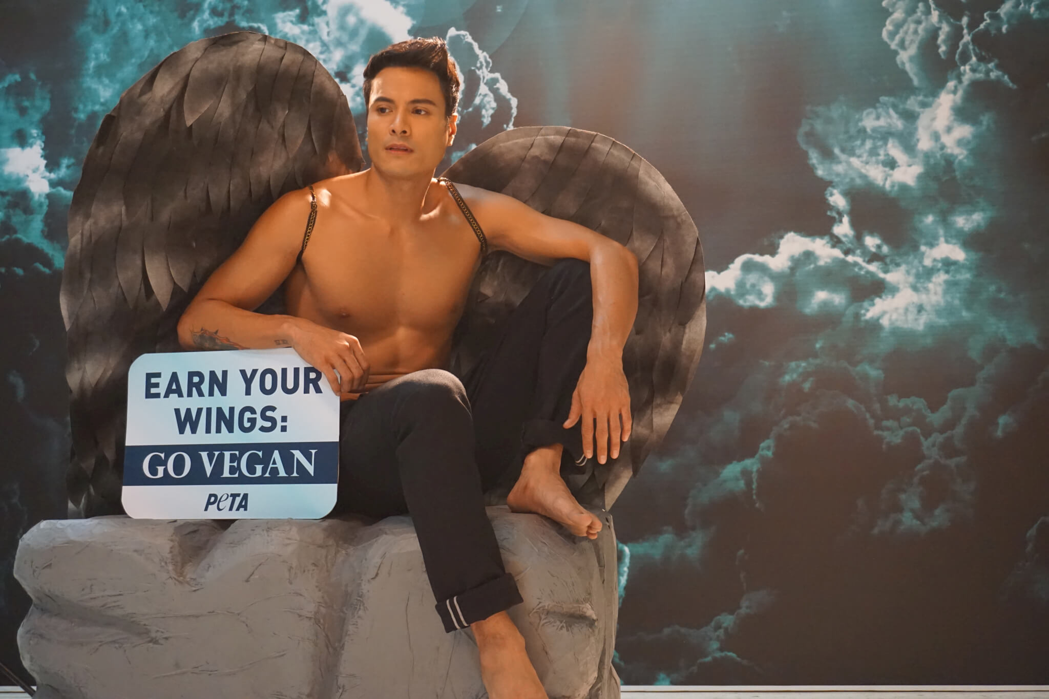 PHOTOS: Hunky Celeb Rafael Rosell Goes Shirtless in New Pro-Vegan PETA Ad - News - PETA Asia